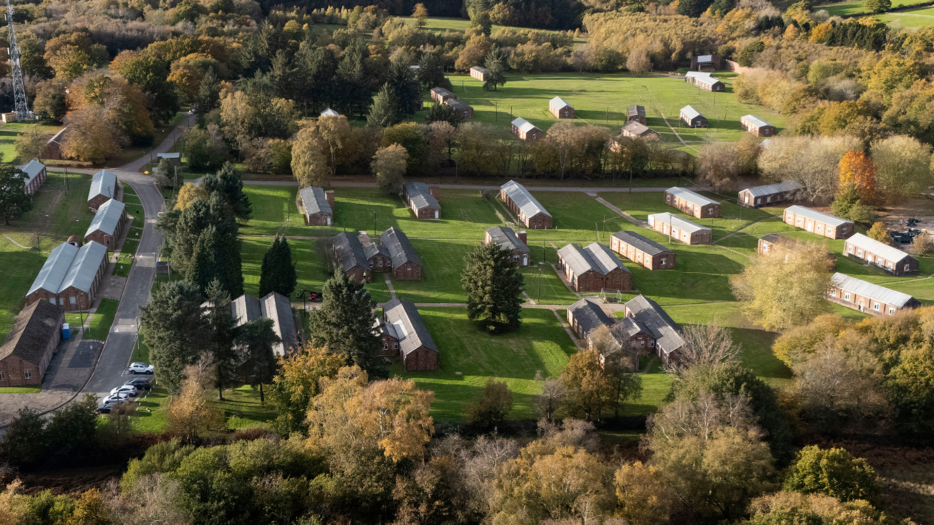 Government plans to shift migrants from hotels to two military barracks ...