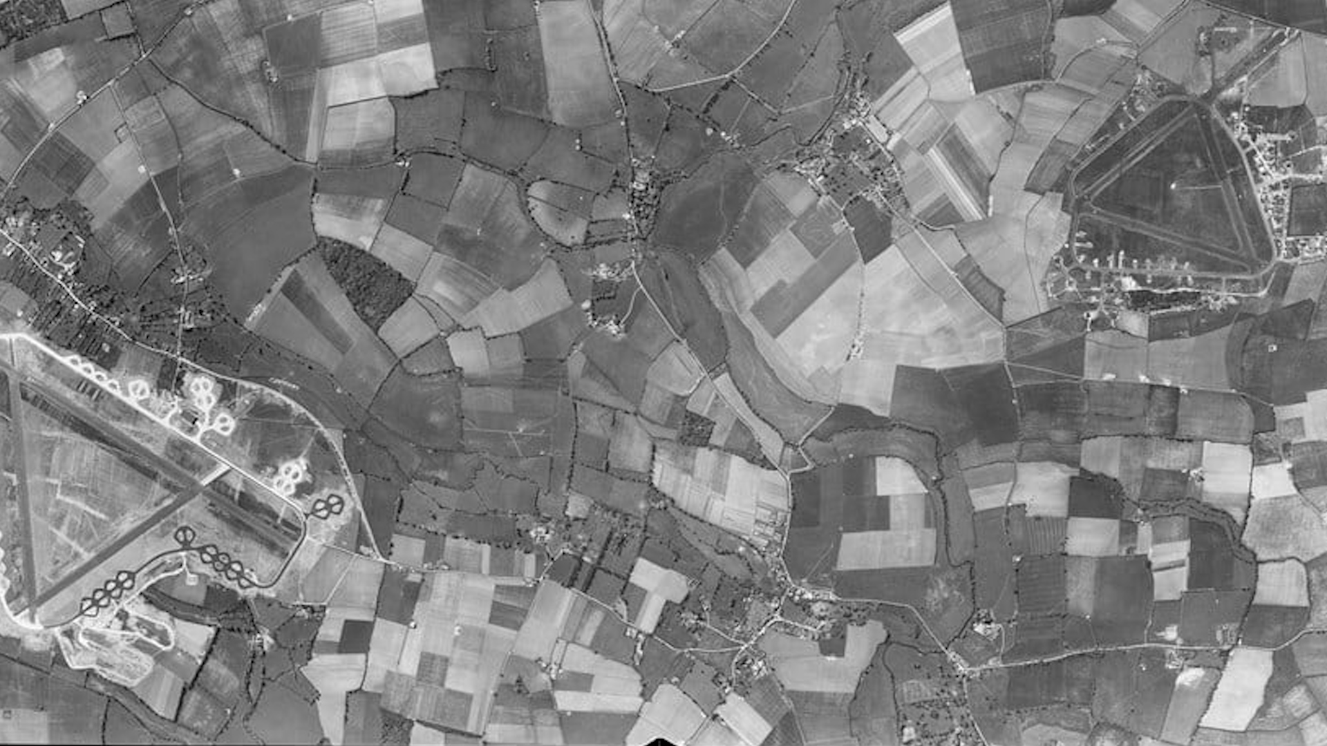Fascinating aerial photos of WWII-era England revealed for the first time