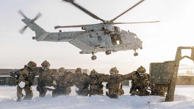 Royal Marines and Commando Helicopter Force show why the Arctic matters ...