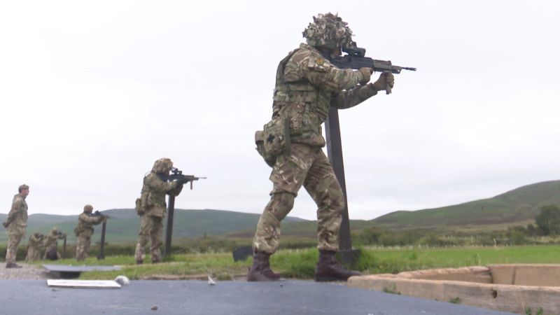 7 SCOTS Reservists Take Part In First Training Camp Since Lockdown