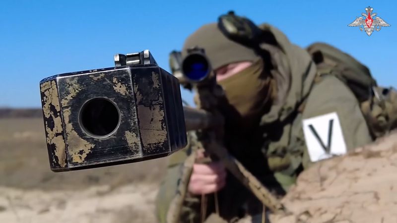 The Russian sniper rifle that's striking the right Kord with both sides ...