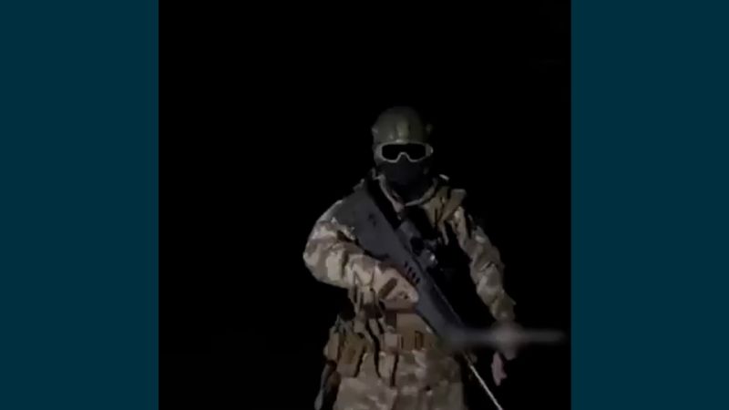 Masked Ukraine soldier issues an ultimatum in viral Twitter video