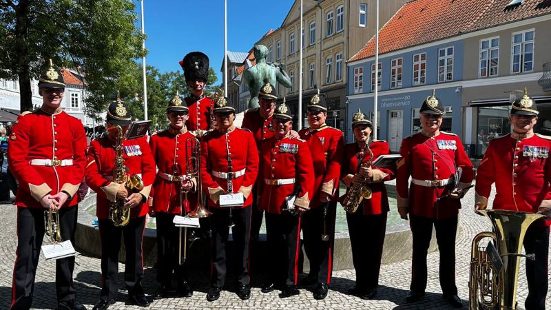 Mercian and Fusilier Band perform in the streets of Denmark