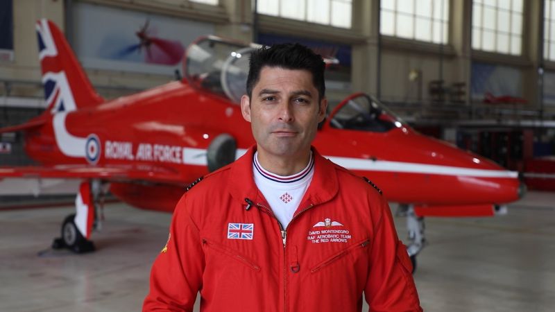 Red Arrows OC Remembers 'Colleague And Close Friend' Jon Egging 10 ...