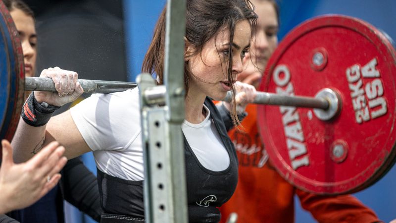Girl power: Royal Air Force lifters show their strength in all-female ...