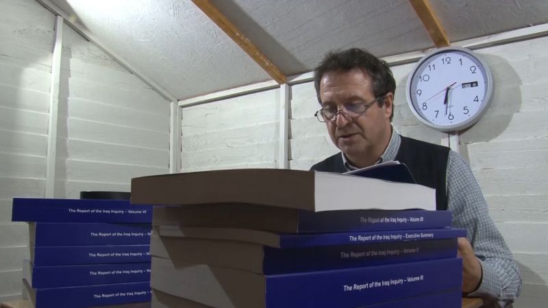 Comedians Read All 2.6 Million Words Of Chilcot Report At Fringe