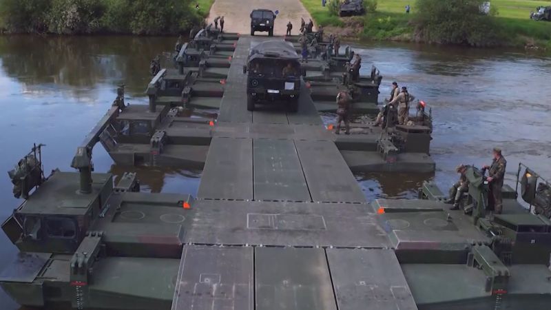 Amphibious Bridge-Rigs Linking UK And Germany