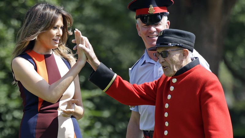 US First Lady Meets Chelsea Pensioners