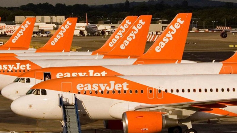 Easyjet: Inside the Cockpit