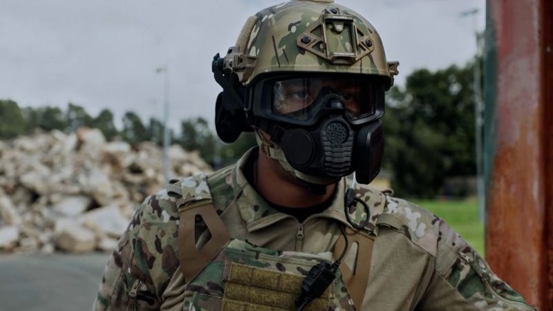 Engineers and scientists developing new lightweight military respirator