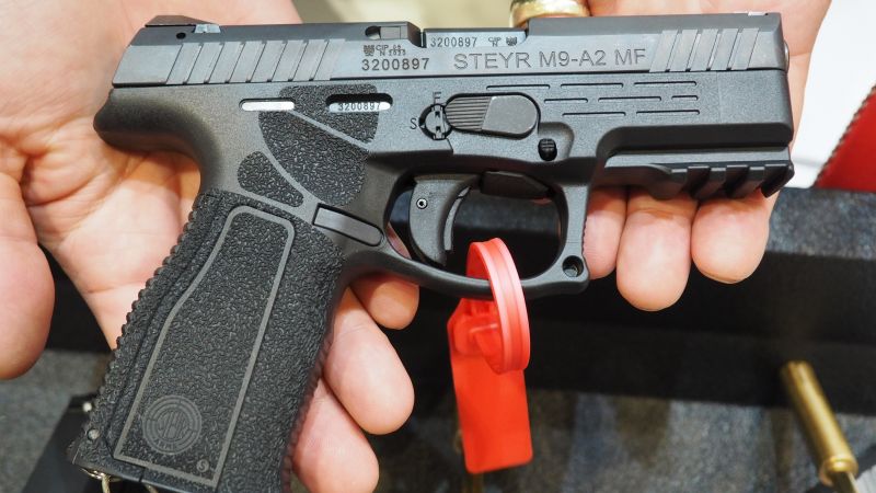 Five New Handheld Weapons On Display At DSEI