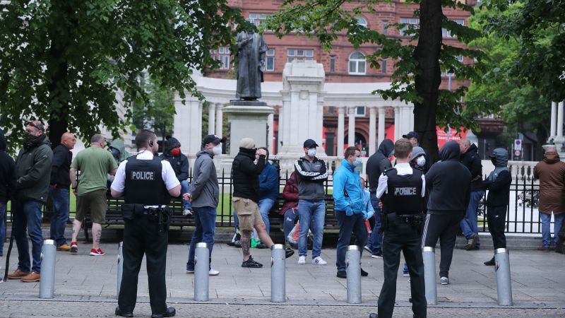 Hundreds Gather To Protect War Memorials In Belfast
