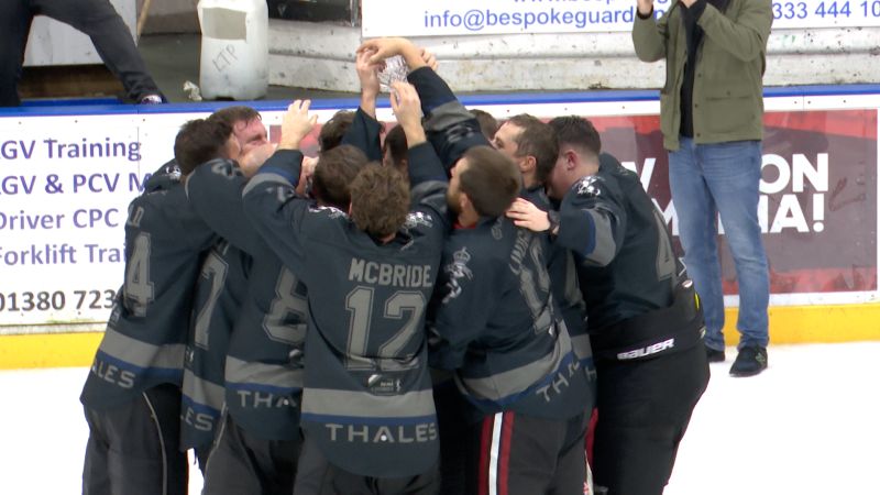 REME Stallions beat Infantry to retain British Army ice hockey's ...