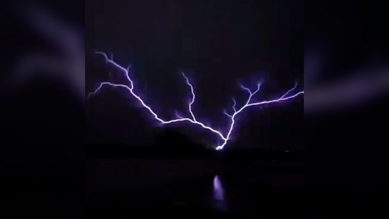 Incredible footage captured by US Air Force of rare St Elmo's fire ...