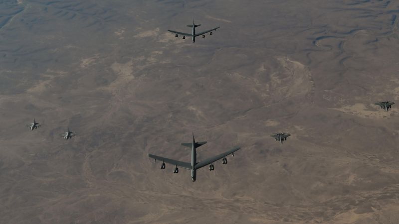 US B-52 arrives in RAF Fairford after completing 24-hour flight with ...