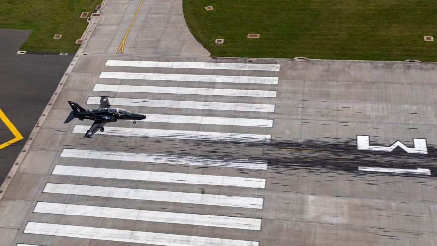 Stunning images revealed in the RAF's 2022 photo competition as winners ...