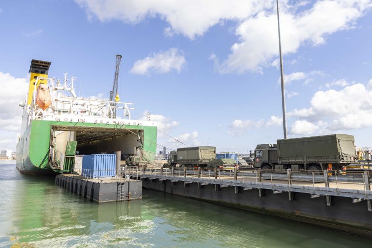 UK's Global Response Force deploys on Exercise Swift Response